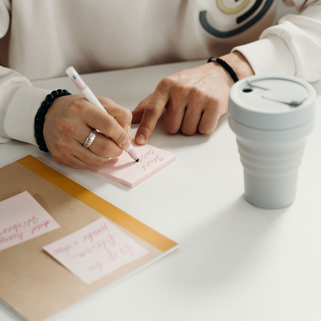 Intern program - Conscience & Efficience